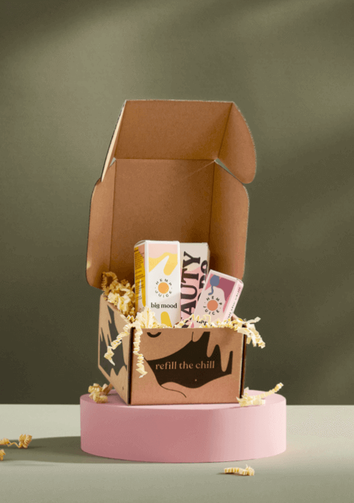 How Hemp Juice lowered its packaging costs by 25% with Packhelp Plus